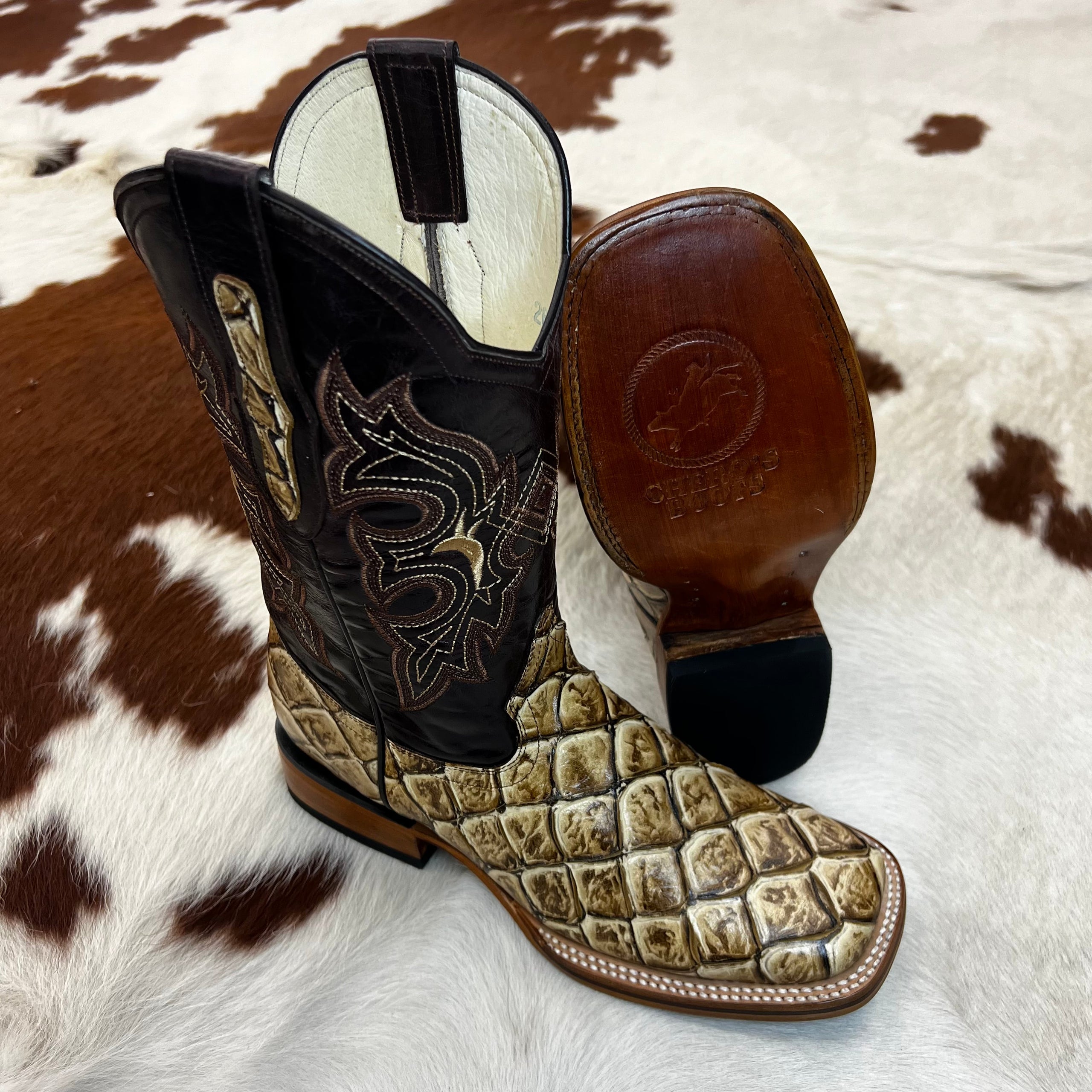 Fish Print Orix | Cheros Boots LLC.